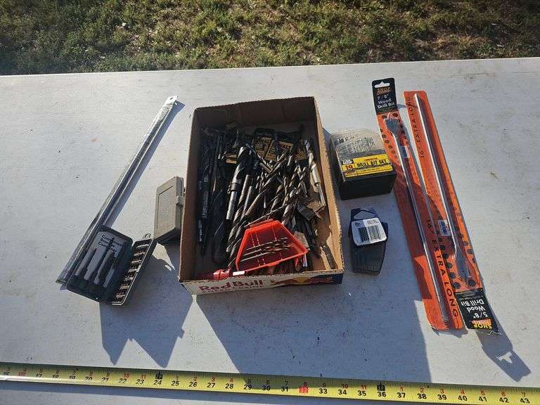 ASSORTED DRILL & DRIVER BITS - Isabell Auction