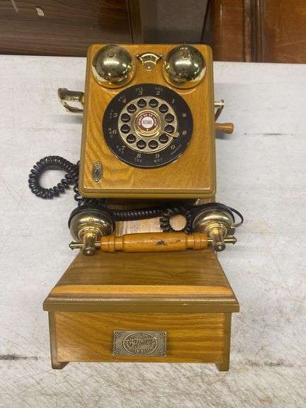 SPIRIT OF ST. LOUIS REDIAL SPIN DIAL PHONE - Isabell Auction