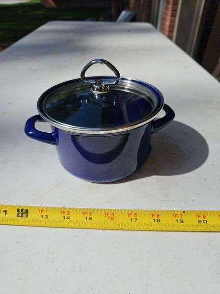 CHANTAL BLUE 1.5 QT POT W/LID - Isabell Auction