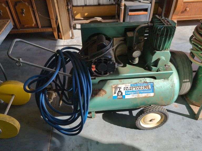 SEARS 2-HP. 150-PSI PORTABLE AIR COMPRESSOR - Isabell Auction