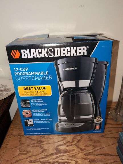 (L) BLACK & DECKER 12-CUP PROGRAMMABLE COFFEEMAKER - Isabell Auction