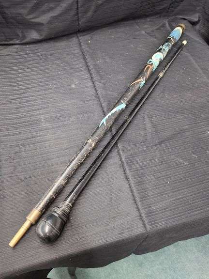 VINTAGE WALKING STICK POOL CUE - Isabell Auction