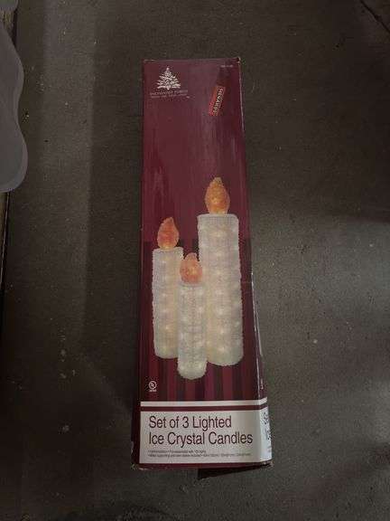 SET OF 3 LIGHTED ICE CRYSTAL CANDLES - Isabell Auction