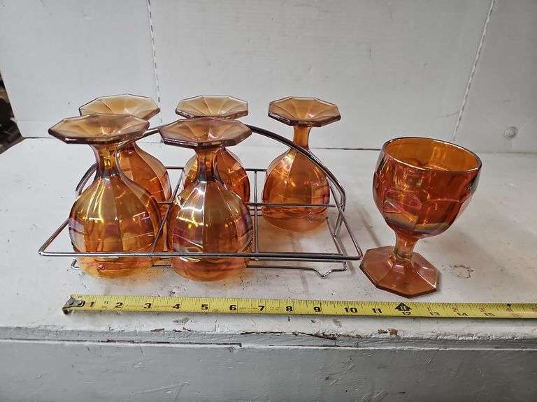 6 PC. CARNIVAL GOBLET GLASSES & CARRIER - Isabell Auction