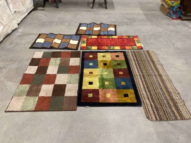 ASSORTED RUGS - Isabell Auction