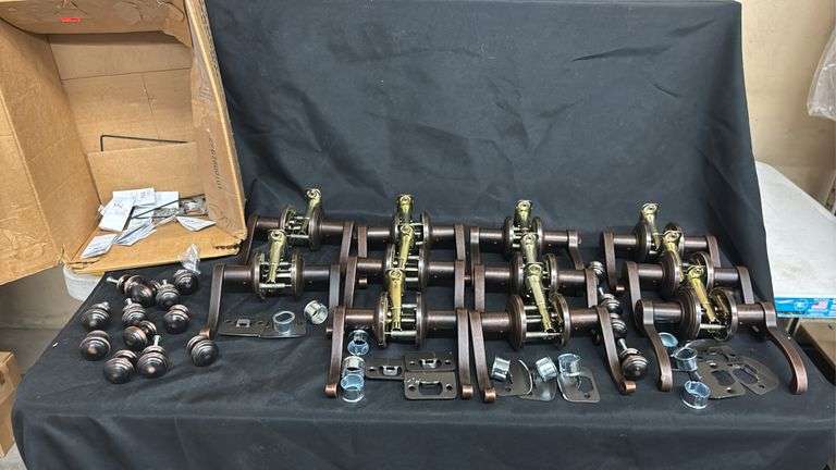 11-CT. KWIKSET DOOR LEVERS, 16-CT. CABINET KNOBS, PLUS HARDWARE - Isabell Auction