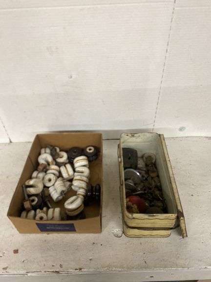 ASSORTED HOUSE INSULATORS, DRESSER KNOBS, WHEELS, ETC - Isabell Auction
