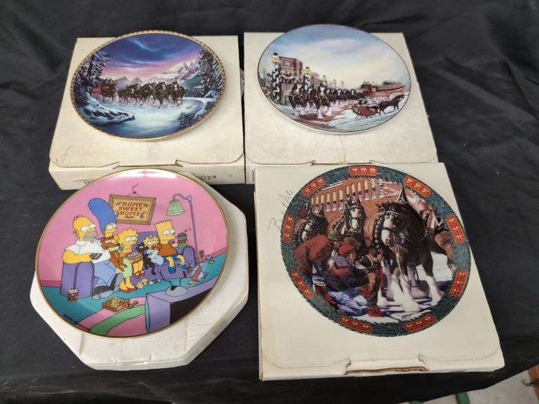 ASST'D BUDWEISER & SIMPSON'S COLLECTOR PLATES - Isabell Auction