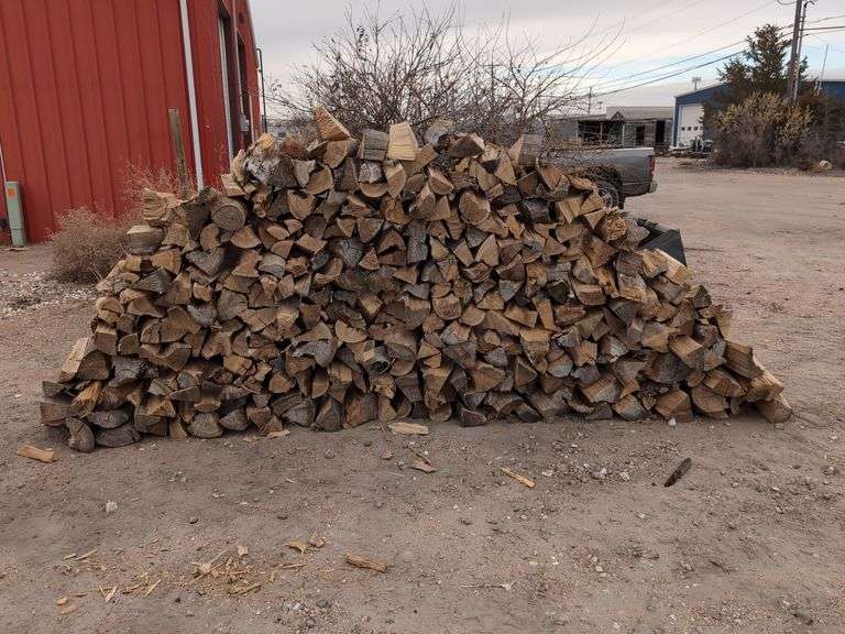 (OUT) LOT OF CUT FIREWOOD - Isabell Auction