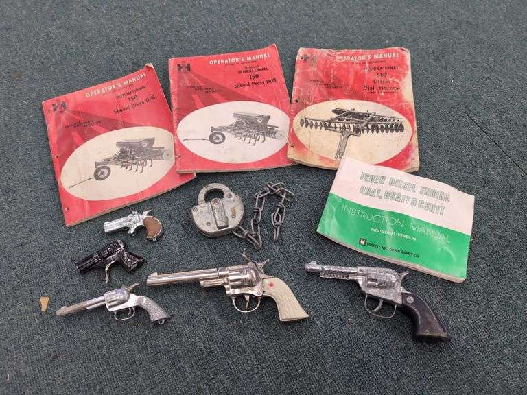 ASST'D VINTAGE CAP GUNS, RR LOCK, & MANUALS - Isabell Auction