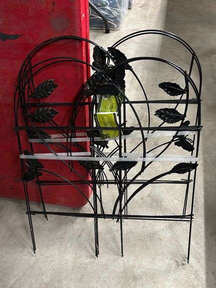 (2) CT. BUTTERFLY & LEAF FOLDING FENCE, (24”T X 8’L) - Isabell Auction