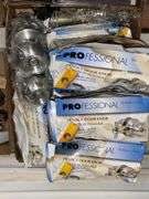 BOX FULL OF PRIVACY DOOR KNOBS - Isabell Auction