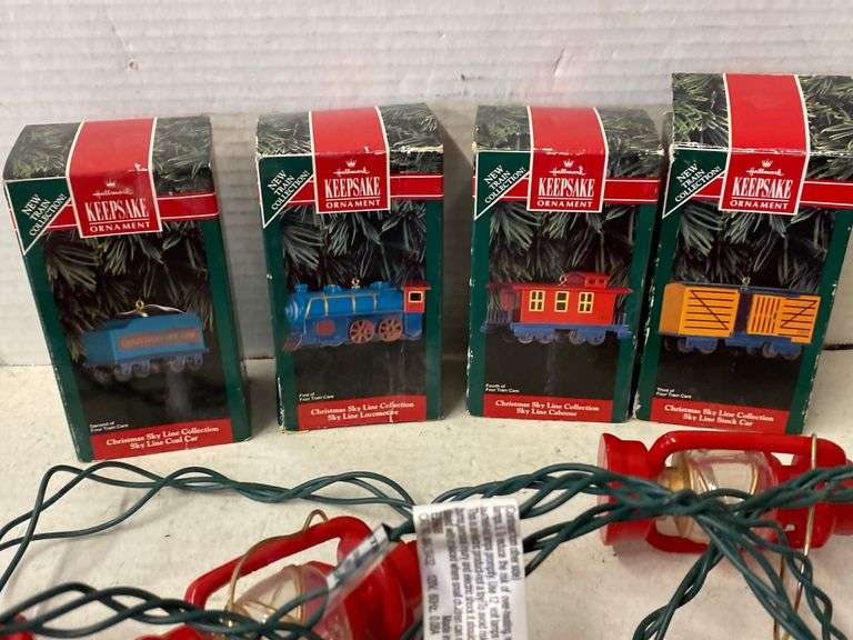 HALLMARK TRAIN ORNAMENTS W/ LANTERN STRING LIGHTS (NEEDS FIXED ...