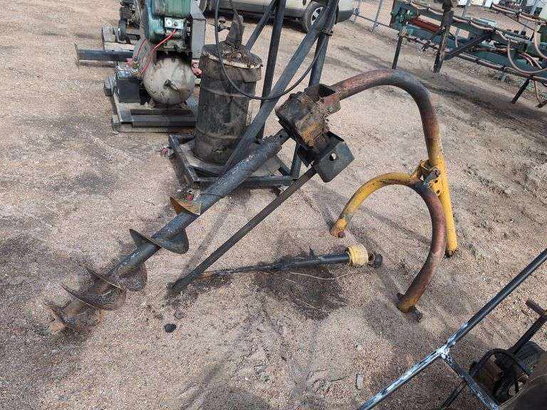 (OUT) FARM STAR 3-PT. POST HOLE AUGER - Isabell Auction