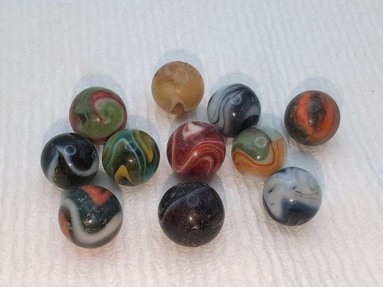 (11) ASST'D SLAG MARBLES (5/8") - Isabell Auction