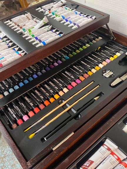 LARGE ART STUDIO CASE - Isabell Auction