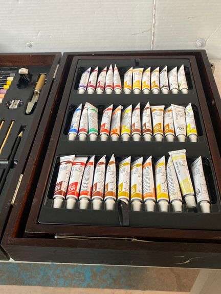 LARGE ART STUDIO CASE - Isabell Auction