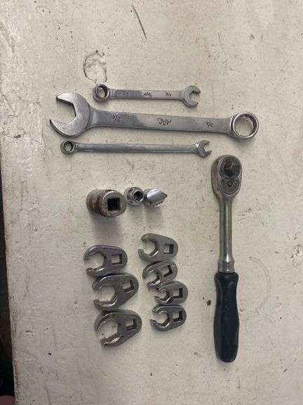 ASSORTED SNAP-ON CROWS FEET, SNAP-ON SOCKETS, SNAP ON 3/8 RATCHET AND ...