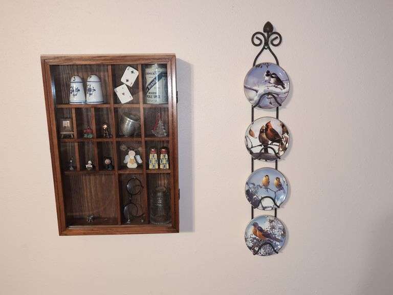 WALL MOUNT SHADOW BOX WITH ASST'D COLLECTIBLES, & DECORATIVE BIRD PLATE ...