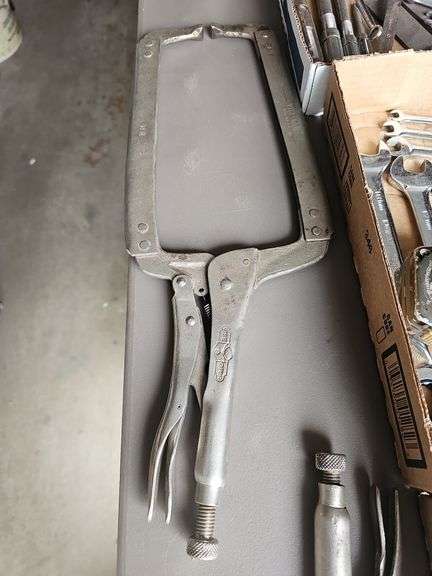 10 " DEEP VISE GRIP LOCKING WELDER PLIERS - Isabell Auction