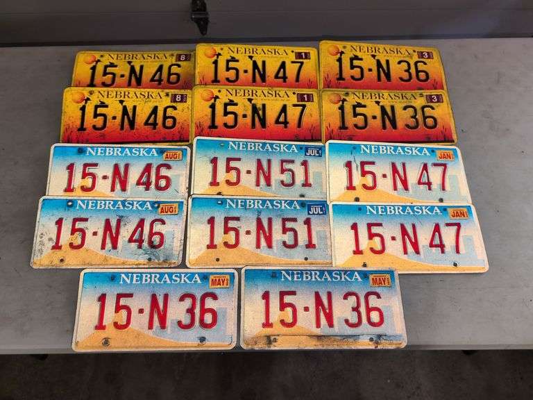 LOT OF ASST'D METAL LICENSE PLATES - Isabell Auction