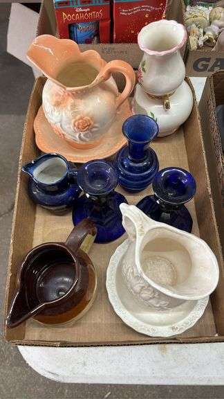 ASSORTED PITCHERS, CANDLESTICKS, ETC. - Isabell Auction