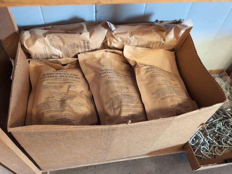 BOX OF URASEAL BURIED SERVICE WIRE SPLICING KITS - Isabell Auction