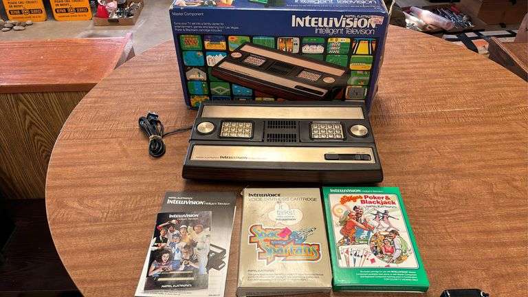VINTAGE INTELLIVISION WITH GAME AND VOICE SYNTHESIS CARTRIDGE - Isabell ...