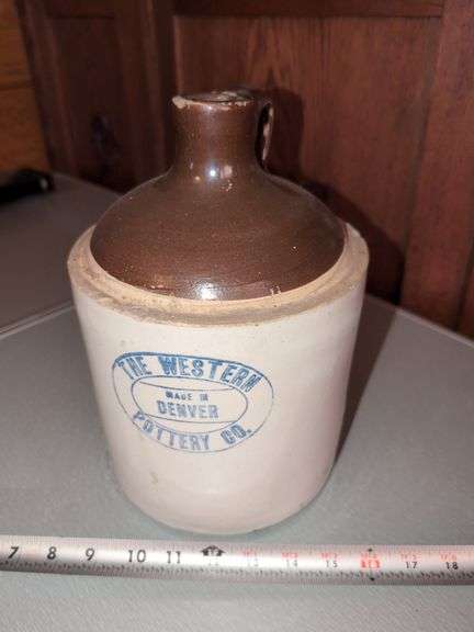 (L) VINTAGE 1-GALLON WESTERN CROCK JUG - Isabell Auction