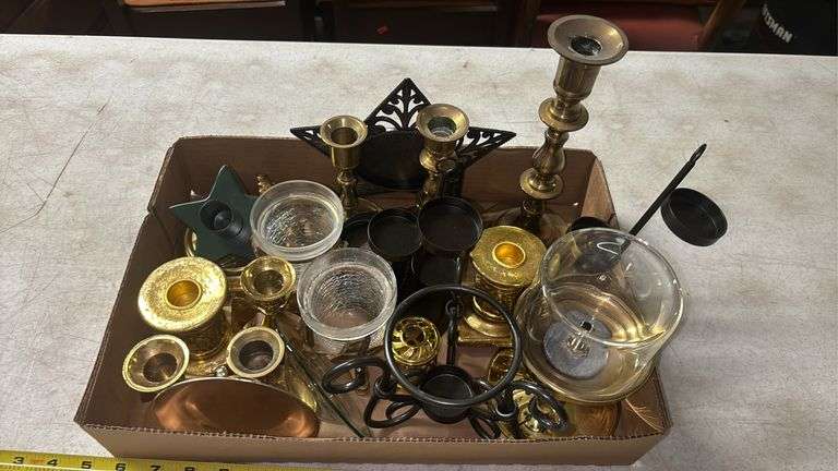ASSORTED CANDLESTICKS - Isabell Auction
