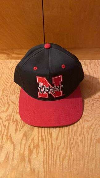 NEBRASKA CORNHUSKERS BALL CAP - Isabell Auction