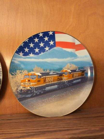 10" BNSF COLLECTOR PLATE - Isabell Auction