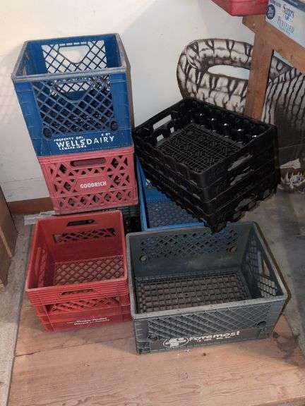(G) LOT OF ASST'D CRATES - Isabell Auction
