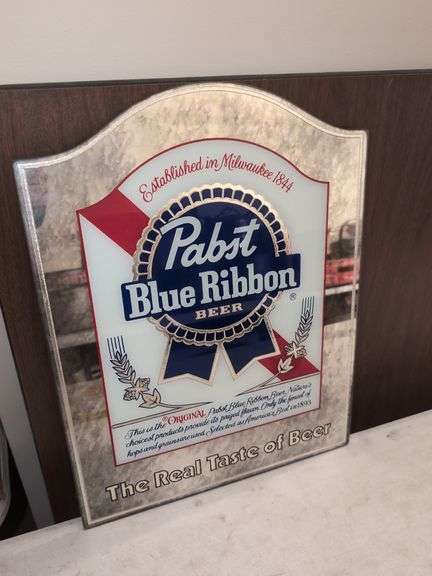(L) VINTAGE 15" X 19½" PABST BLUE RIBBON MIRROR - Isabell Auction