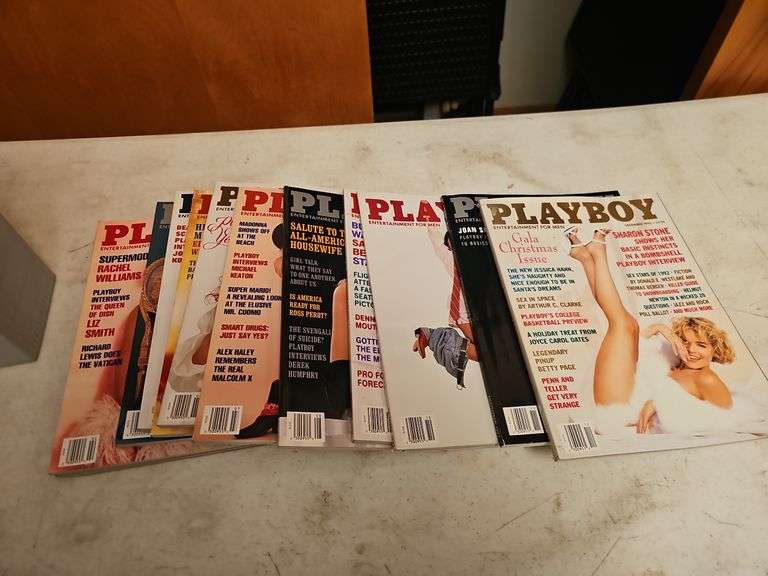 (RB) 1992 PLAYBOY MAGAZINES - Isabell Auction