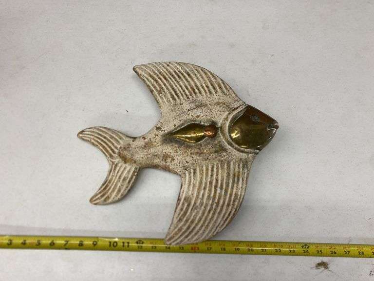 16” CERAMIC ANGEL FISH DECOR - Isabell Auction