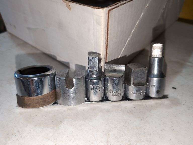 (G) RAIL OF (6) CRAFTSMAN 1/2"-DR. ADAPTERS/EXTENSION/SPECIALTY ...