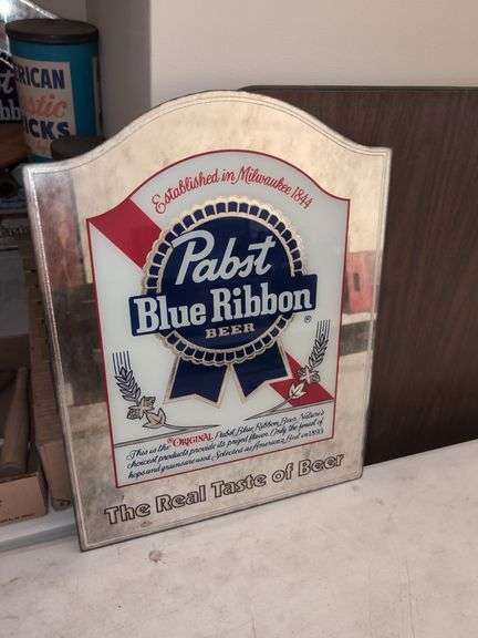 (L) VINTAGE 15" X 20" PABST BLUE RIBBON MIRROR - Isabell Auction