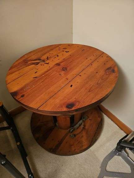 (RB) 21" T SPOOL TABLE - Isabell Auction