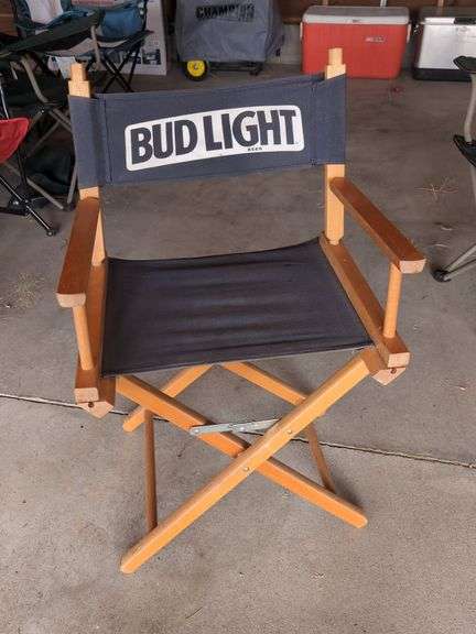 (G) BUD LIGHT DIRECTOR'S STYLE FOLDING CHAIR - Isabell Auction