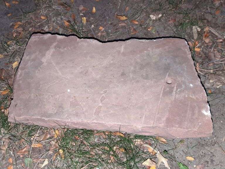 (OUT) FLAGSTONE SLAB (2" X 11" X 18") - Isabell Auction
