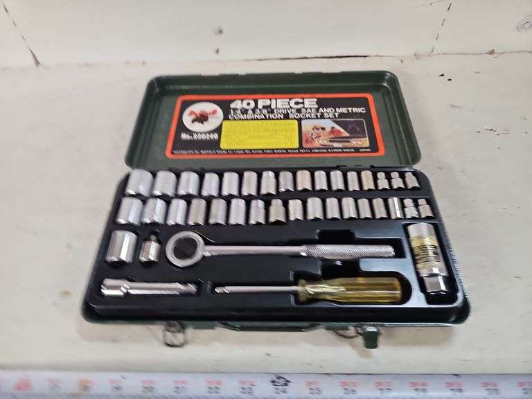 40 PC. SOCKET SET - Isabell Auction