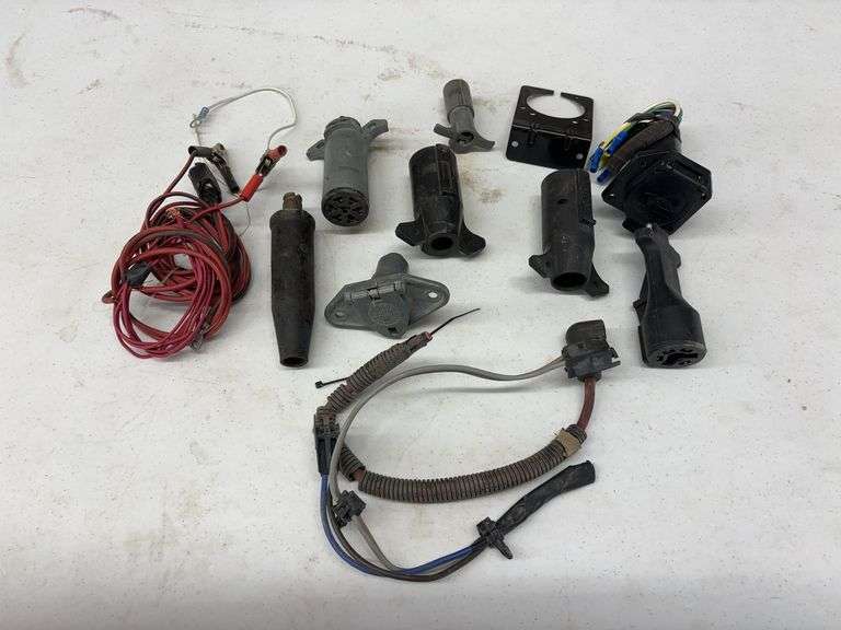 TRAILER PLUG INS, ELECTRICAL - Isabell Auction