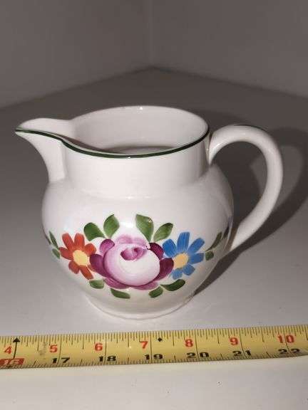 (LR) VINTAGE CZECHOSLOVAKIA PITCHER - Isabell Auction