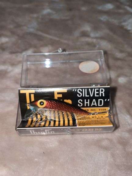 (BASE) VINTAGE THIN-FIN SILVER SHAD LURE WITH PKG. - Isabell Auction