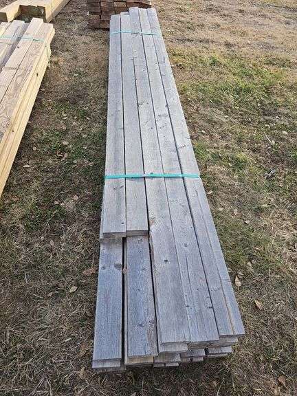 (OB) 27CT. 2X4 10 FT & 3 CT. 2X4 8 FT - Isabell Auction