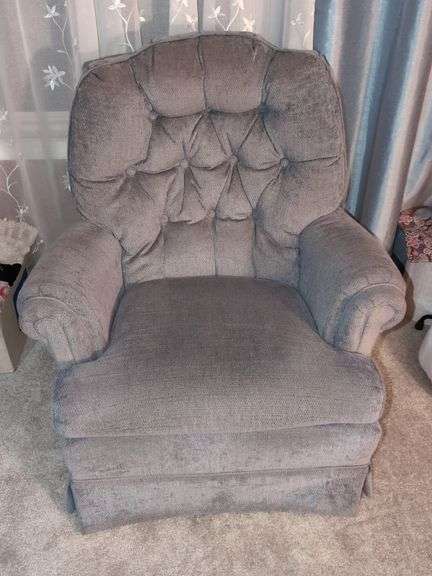 (UFR) SWIVEL ROCKER CHAIR - Isabell Auction