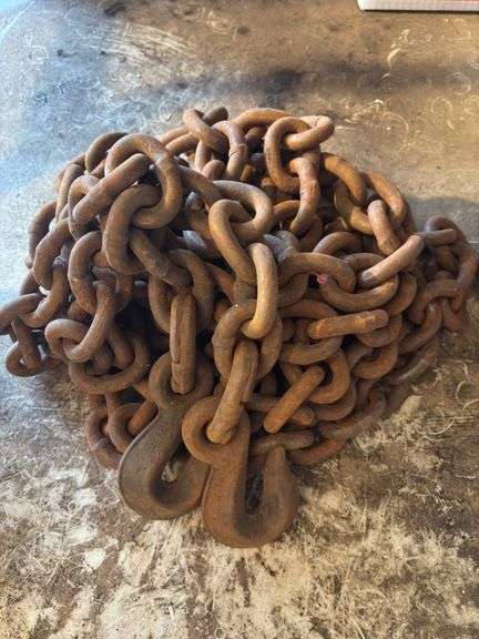 3/8” CHAIN WITH HOOKS - Isabell Auction