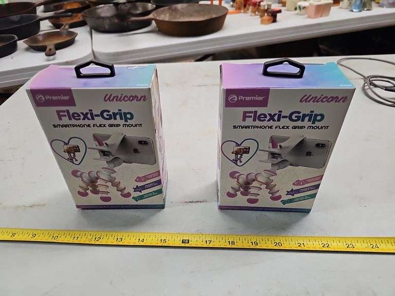 PAIR OF UNICORN FLEXI-GRIP PHONE HOLDERS - Isabell Auction