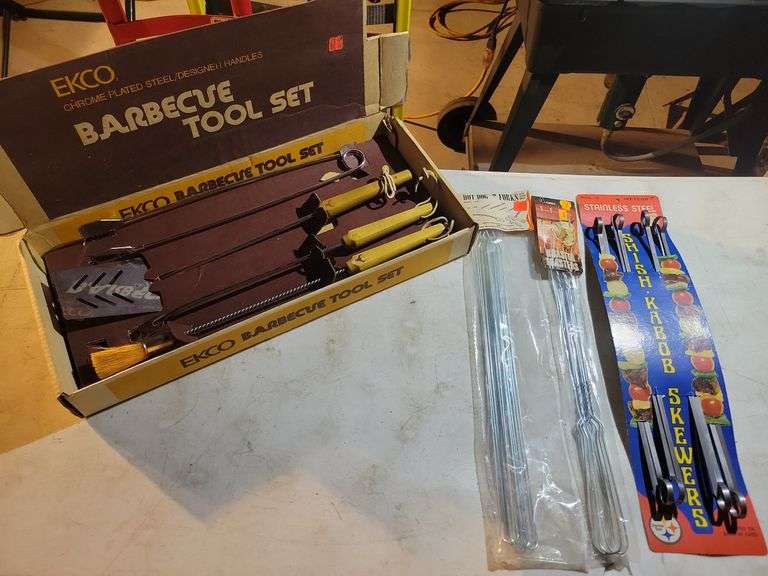 EKCO BBQ TOOL SET, HOT DOG FORKS, ROASTER TOASTER FORKS, KABOB SKEWERS ...